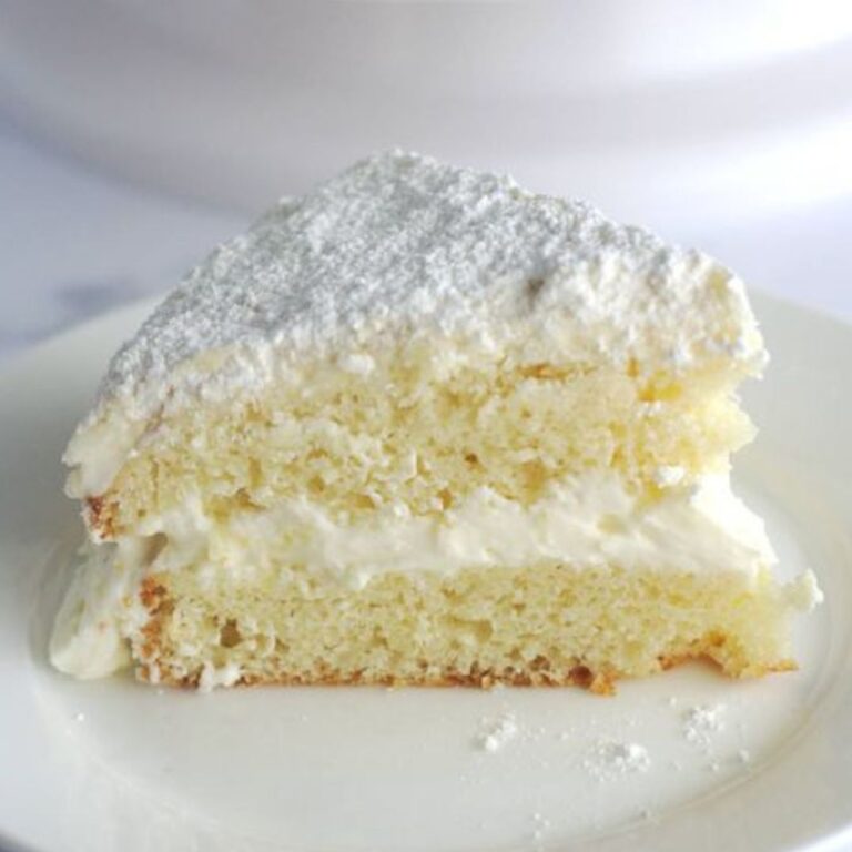 Italian Lemon Cream Cake: A Zesty and Indulgent Dessert Delight - EASY ...